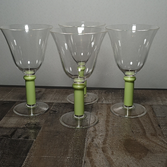 Dining | Vintage Large Clear Green Hard Acrylic Plastic Stemware Set Of ...